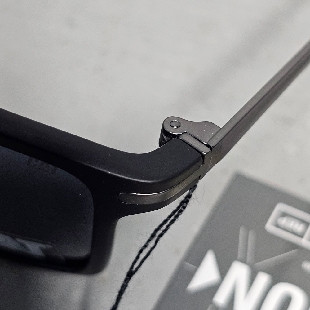 عینک آفتابی پلاریزه کاترپیلار Caterpillar CPS-8506-104P